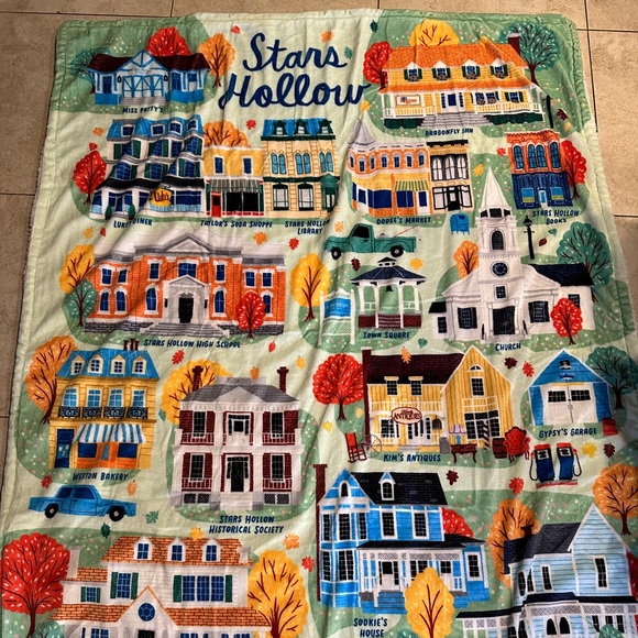 Bedding | Gilmore Girls Stars Hollow Map Fleece Blanket 5 X 60 Hallmark ...
